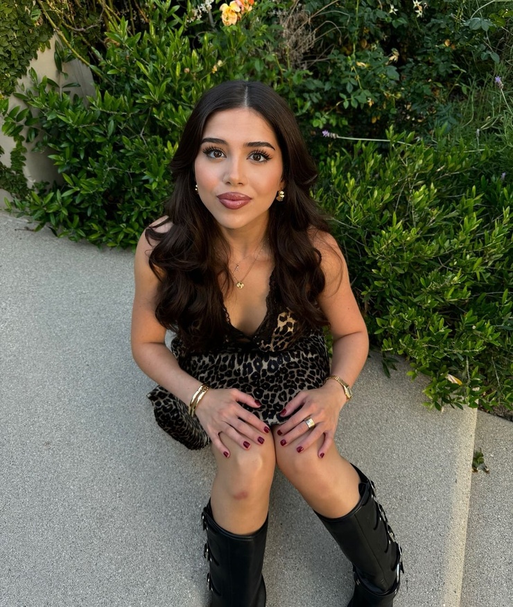 Image of Amanda Diaz