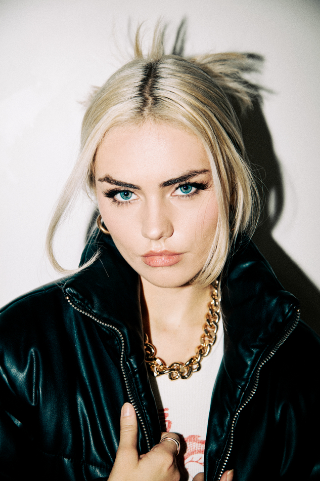 Picture of Julia Elaine