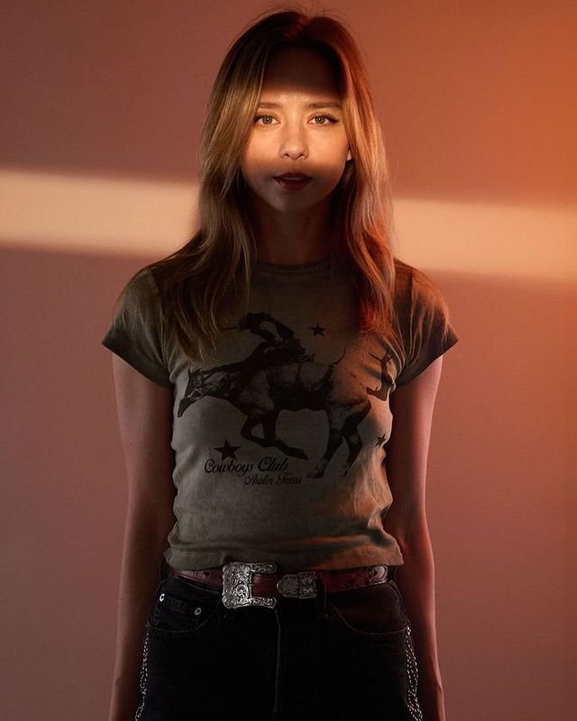 Picture of Anna Lore