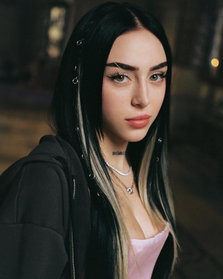 Picture of Nicki Nicole