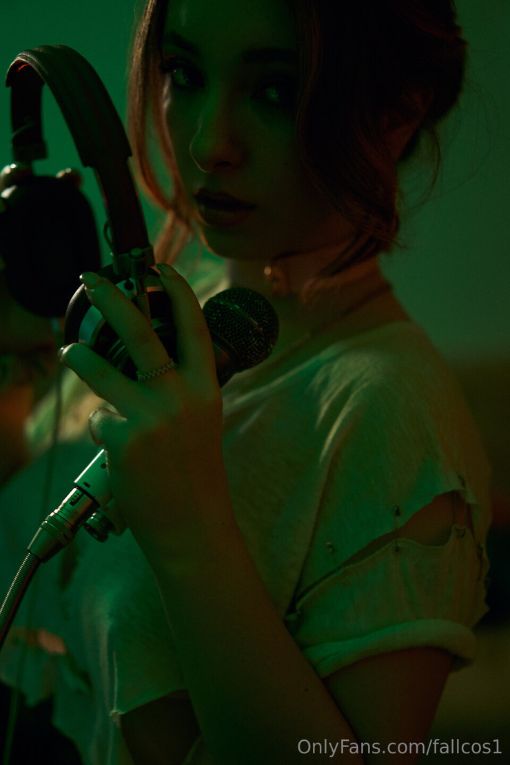 Picture of FallCosplay