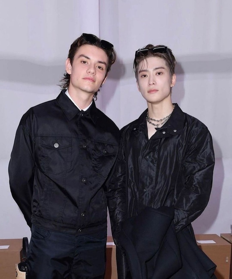 Louis Partridge picture