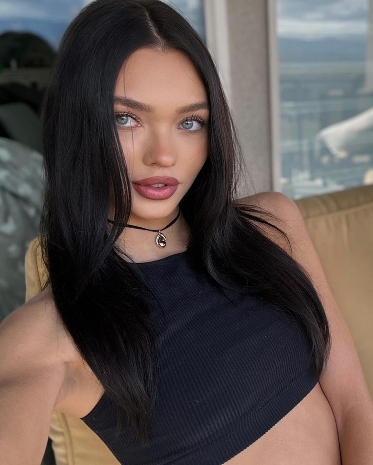 Picture of Tia Hickson