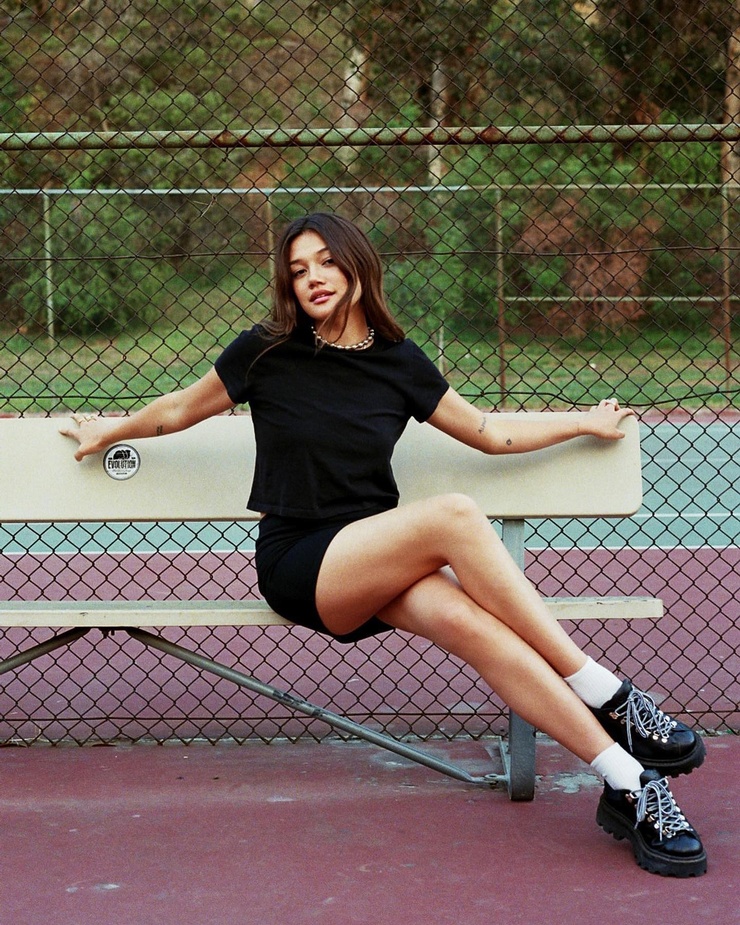 Picture of Gabrielle Current