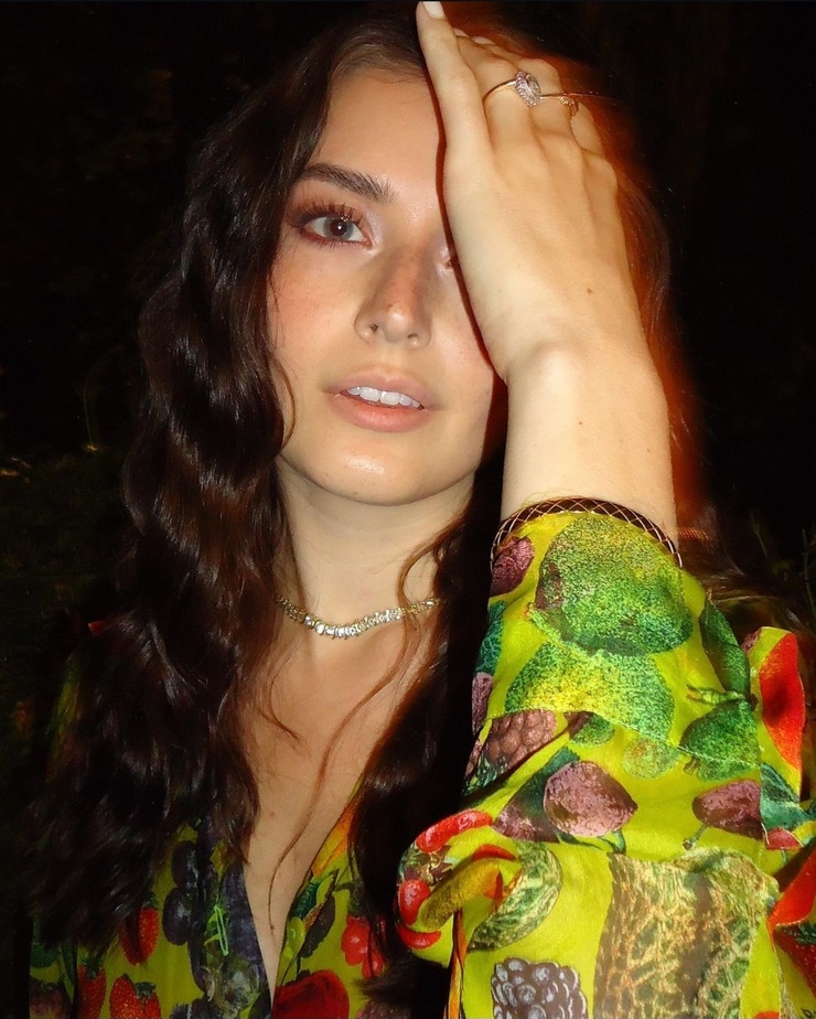 Image of Jessica Clements