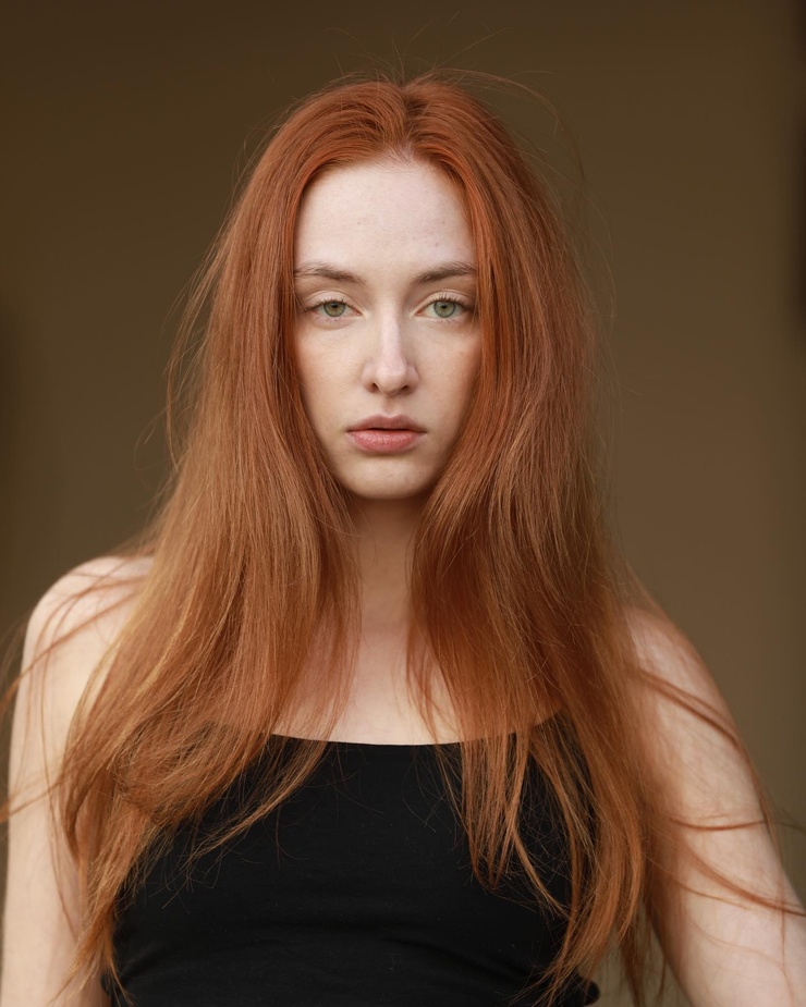 Anna Valeyeva image