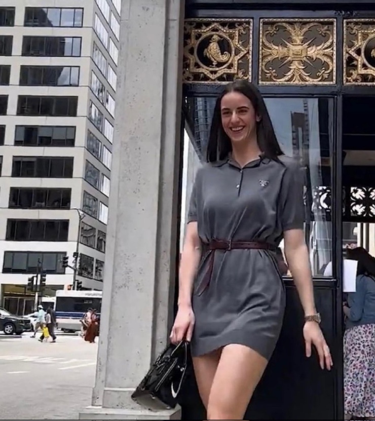 Picture of Caitlin Clark (ii)