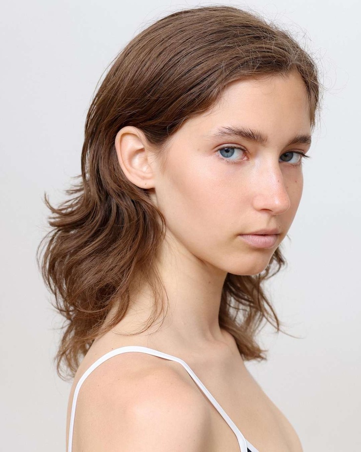 Picture of EMILY KASTEN