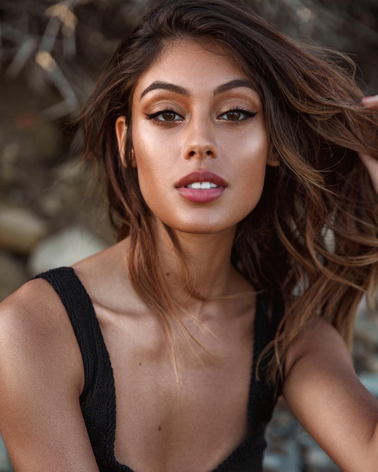 Picture of Thaina Pires