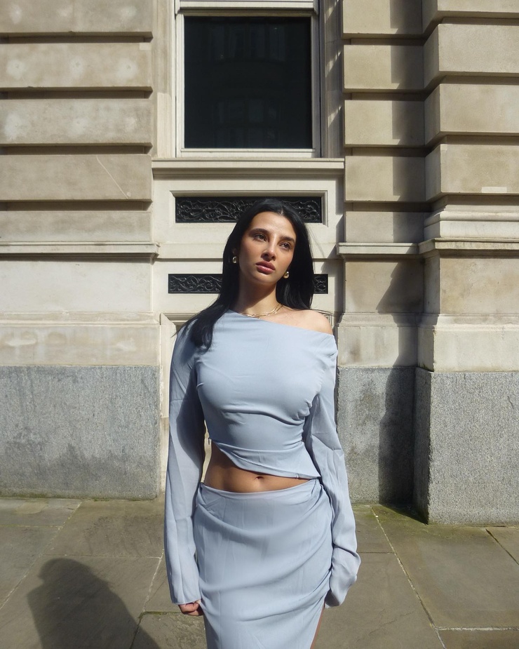 Picture of Anna Grace model