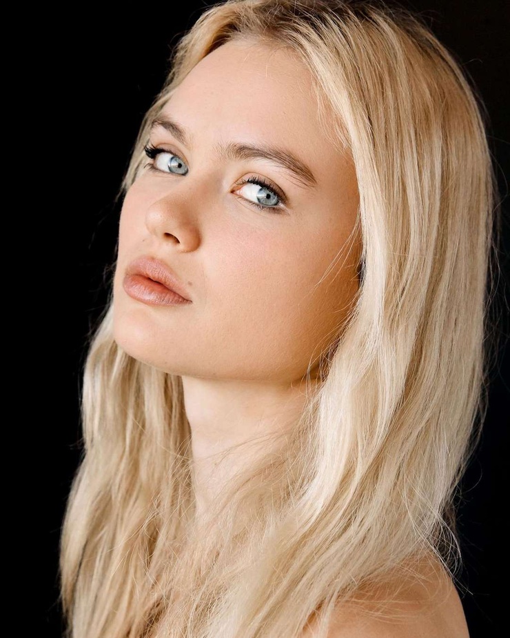 Picture of May Turnure