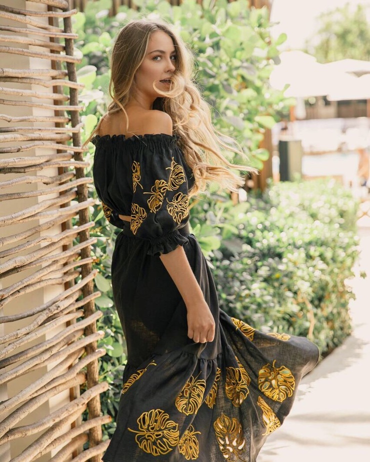 Picture of Jessica Thompson.