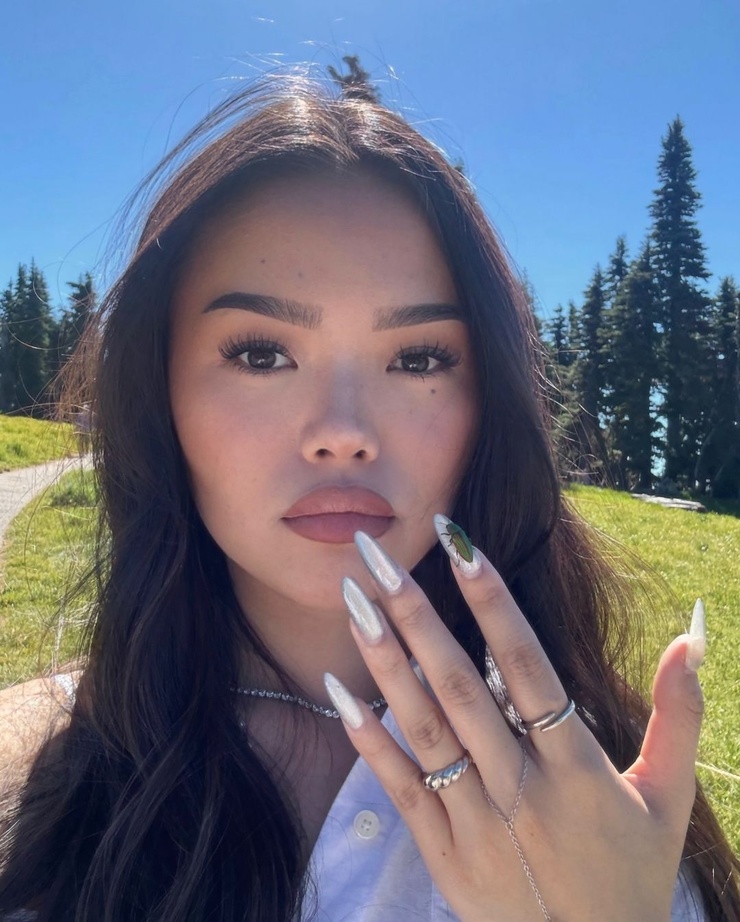 Picture of Lisa Yamada