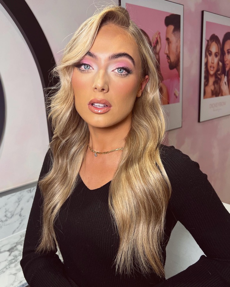 Picture of LILY AMELIA HARRIS