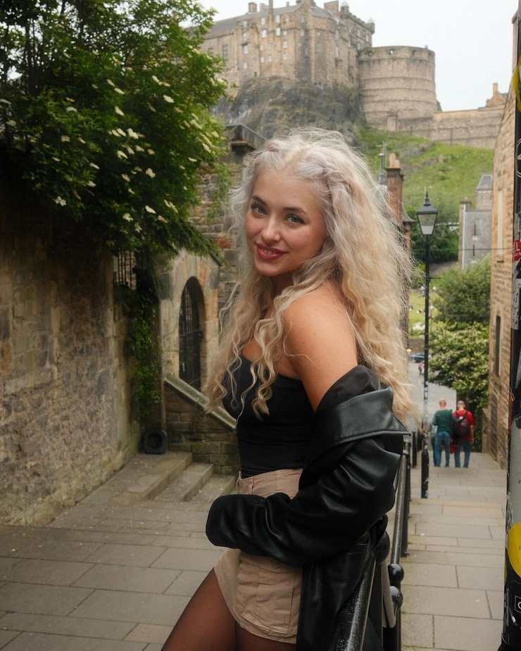 Bella Claire Martinez picture