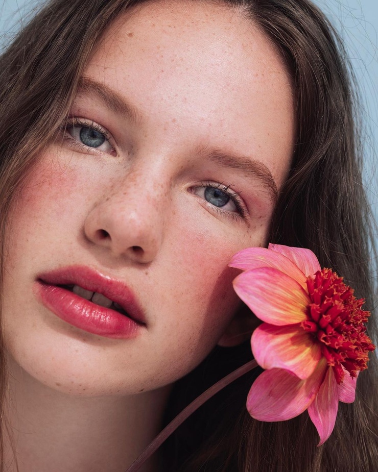 Picture of Ellie Christen