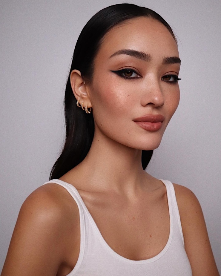 Picture of Elizabeth Wood