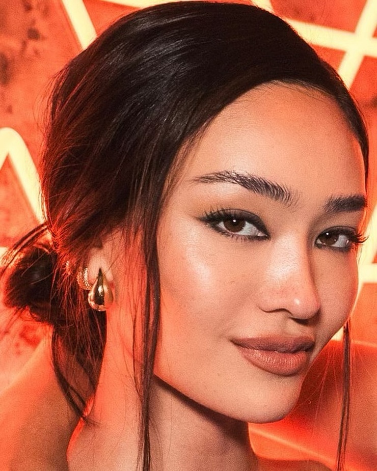 Elizabeth Wood picture