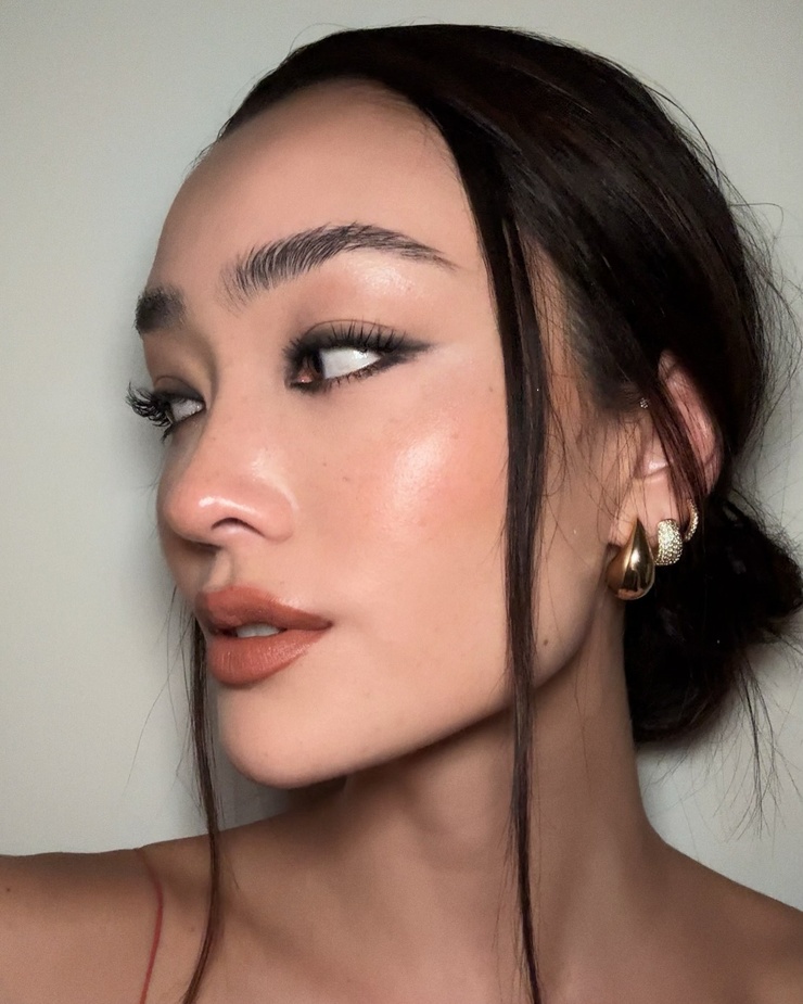 Picture of Elizabeth Wood