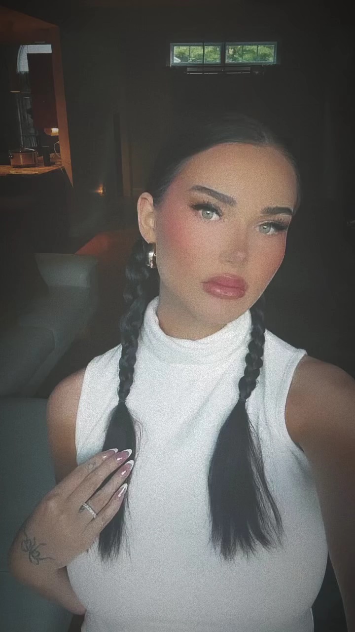 Picture of Kaitlyn Lea Hall