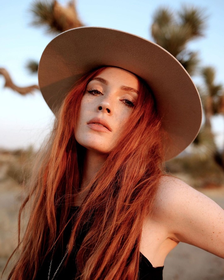 via Instagram (@xomissdanielle)