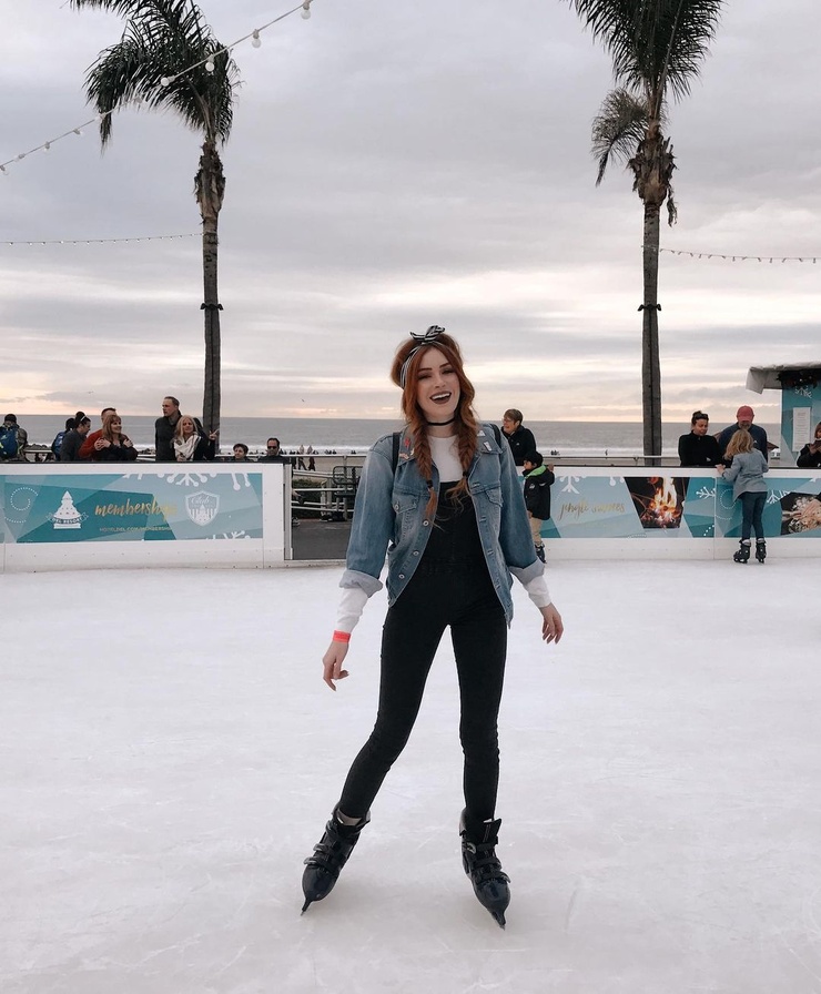 via Instagram (@xomissdanielle)