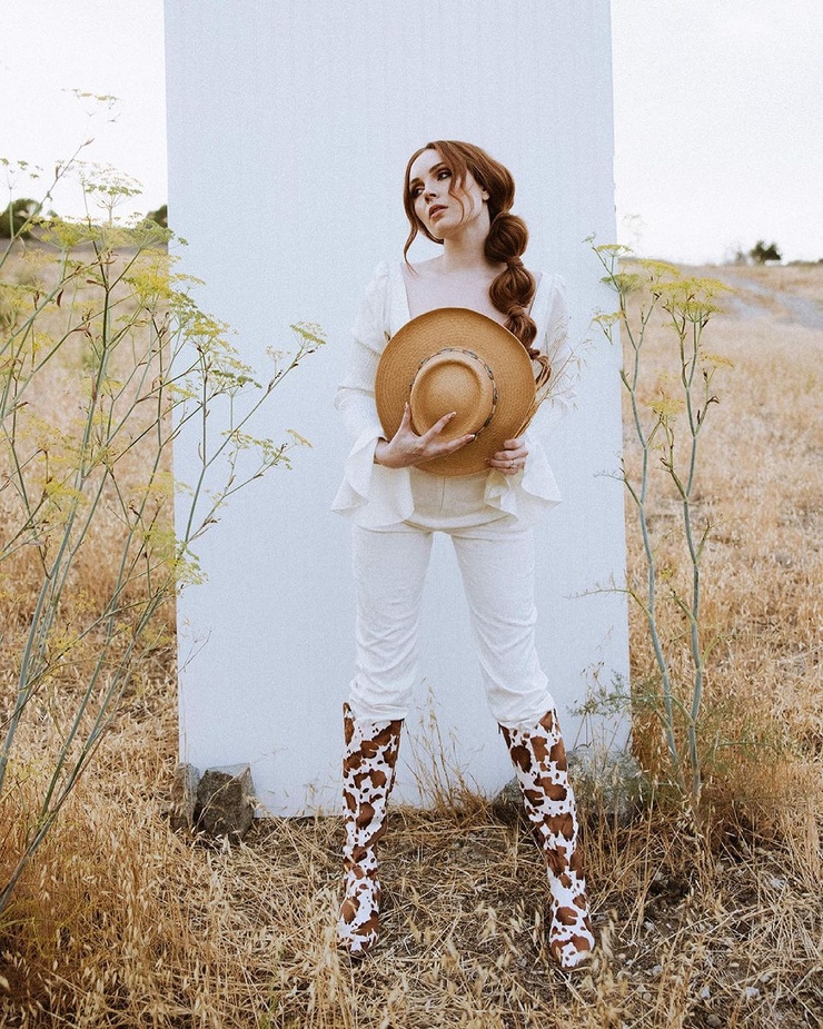 via Instagram (@xomissdanielle)