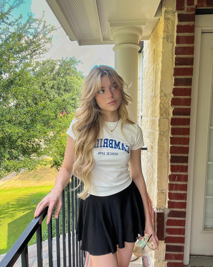 Picture of Hannah Stein