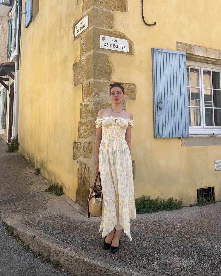 Camille Pidoux picture