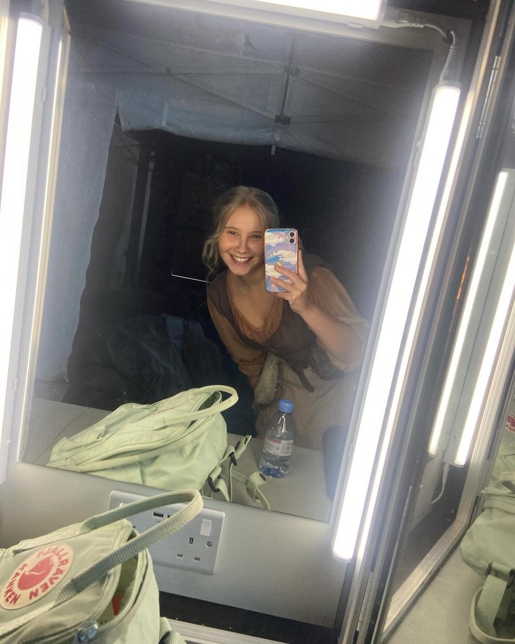 Maddie Evans as Dyana in HotD