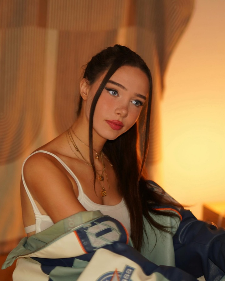 Lydiaviolet image