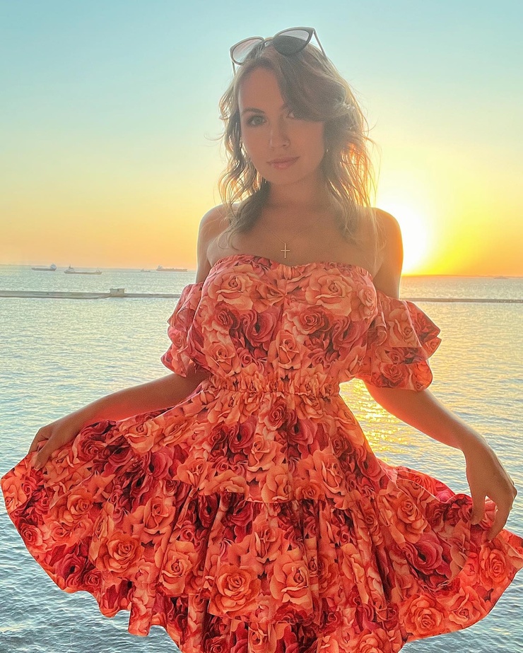 Nika Kolosova picture