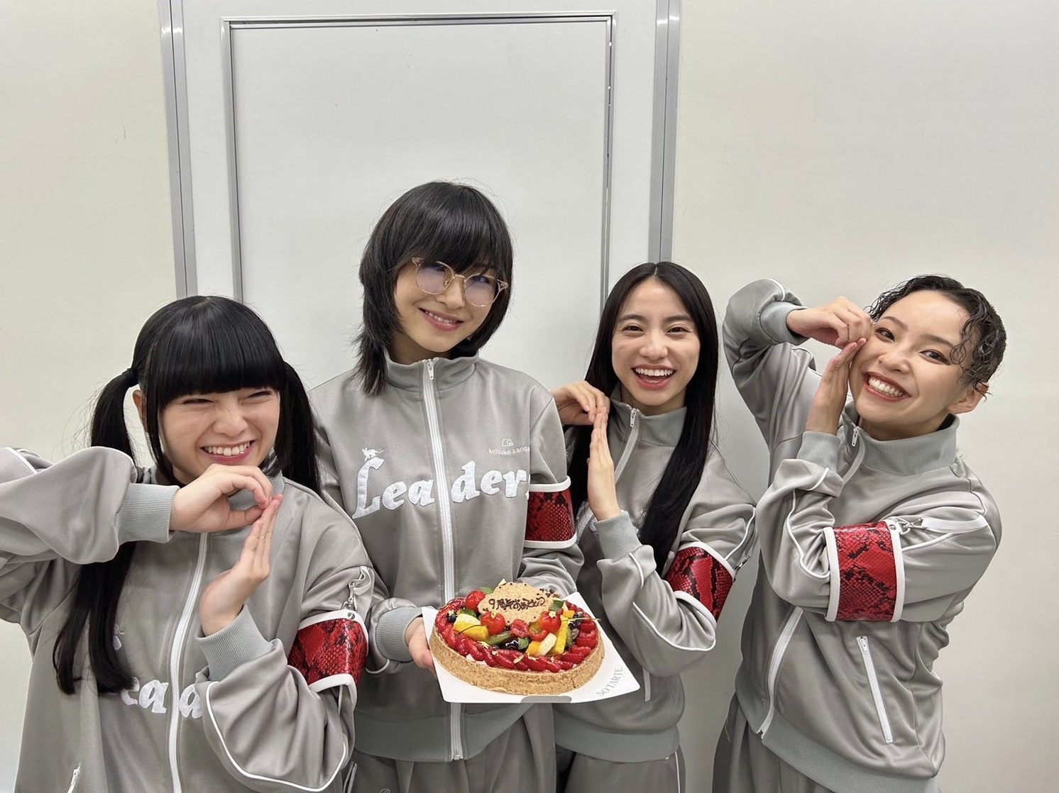 Atarashii Gakko! image