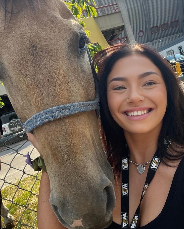 Skye Dolecki picture