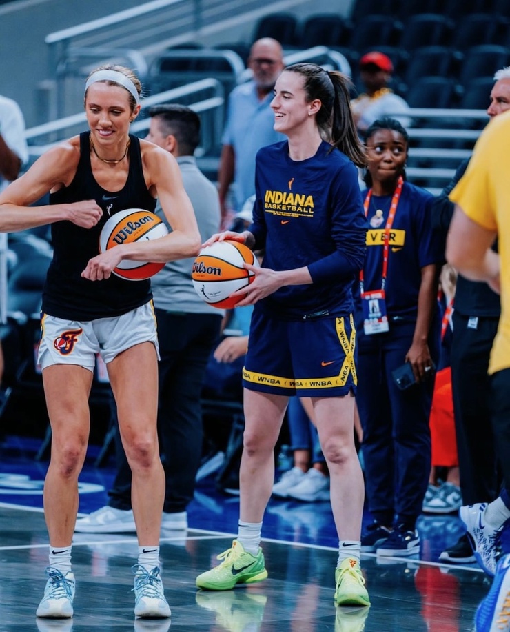 Picture of Caitlin Clark (ii)