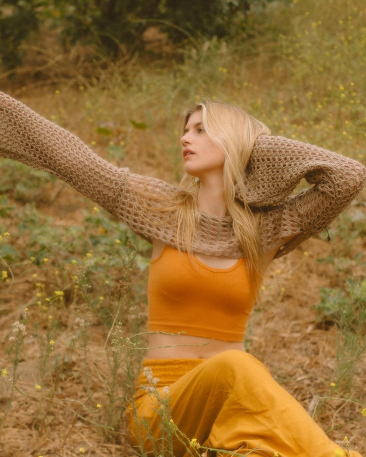 Brooke Elizabeth Butler pictures and photos