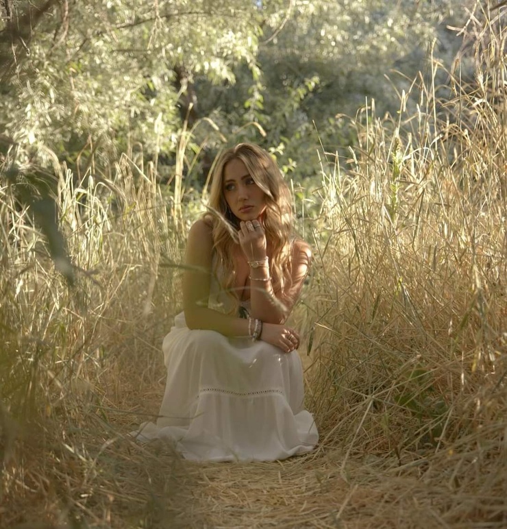 Picture of Ava Kolker