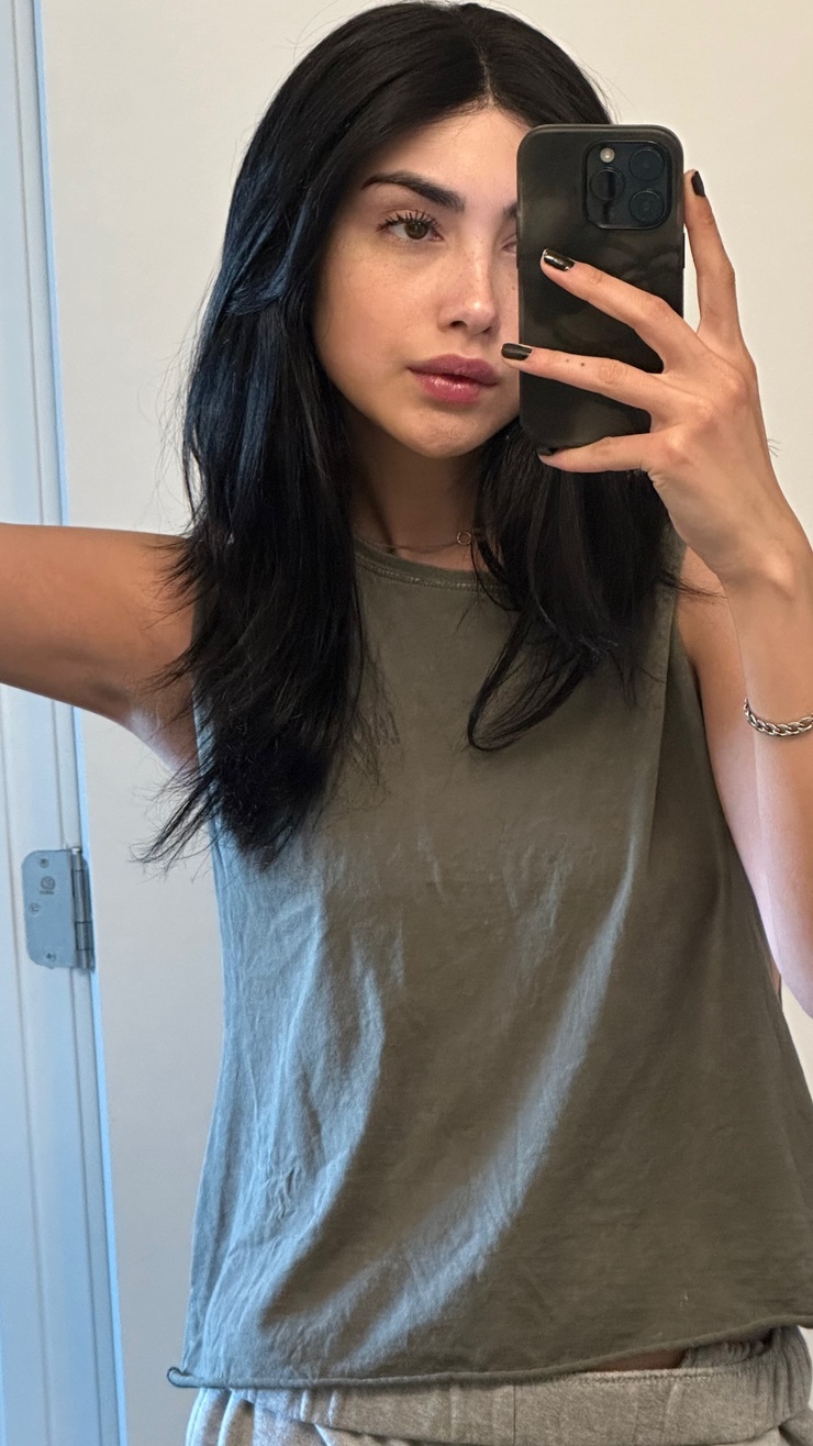 Picture of Alexa Mansour