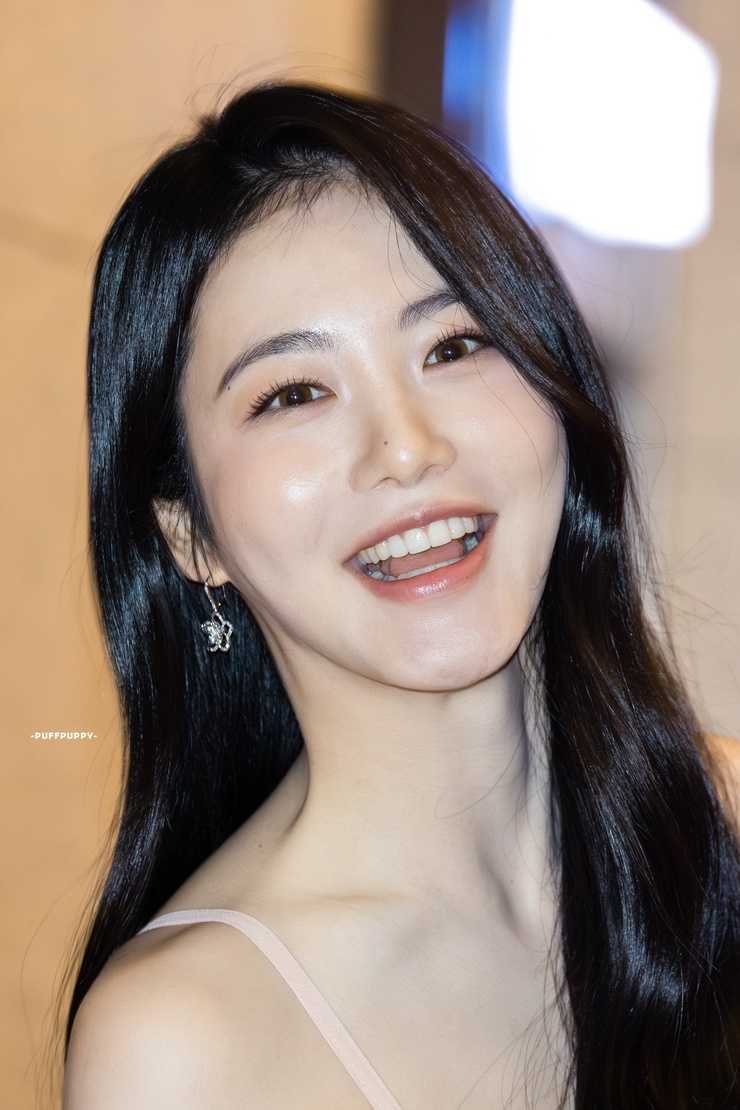 Image of Ye-Eun Shin