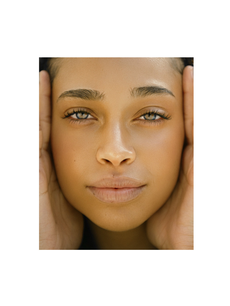 Picture of Melody Adams