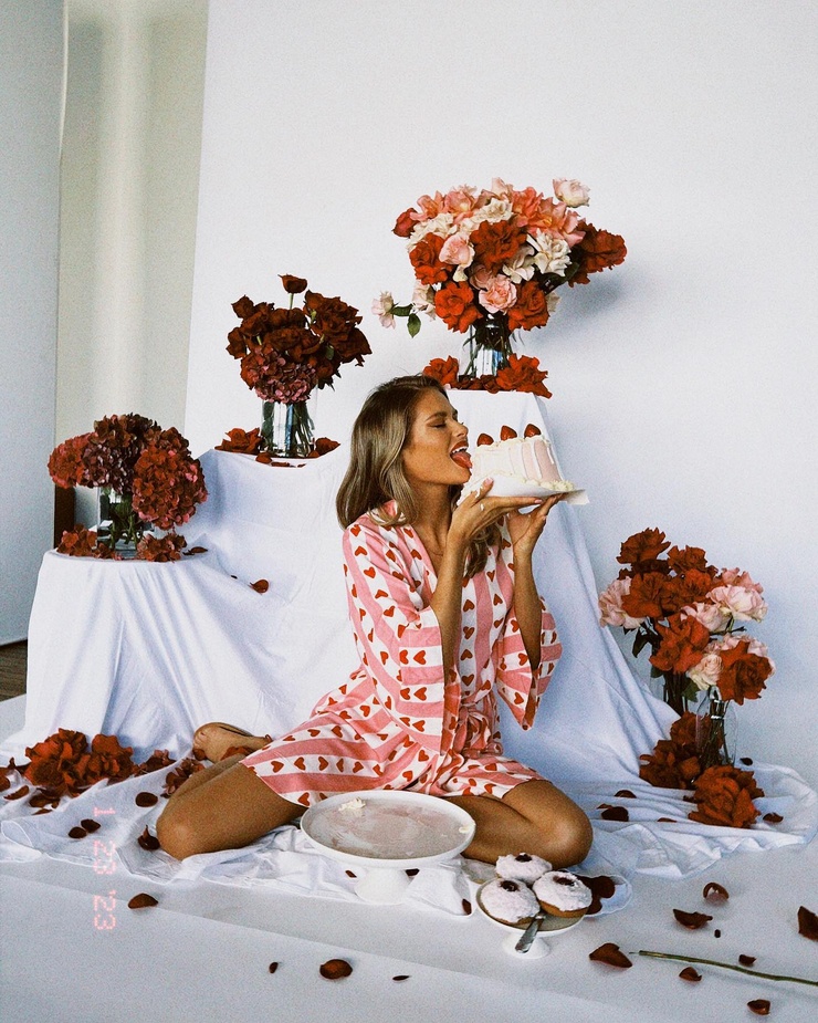 Picture of amelia ross