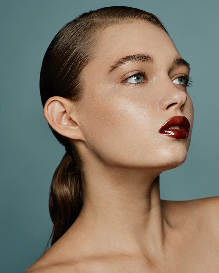 Picture of Veronica Oleynik