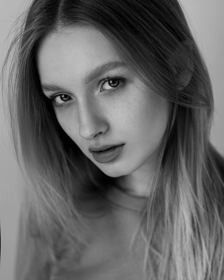 Liza Titova image