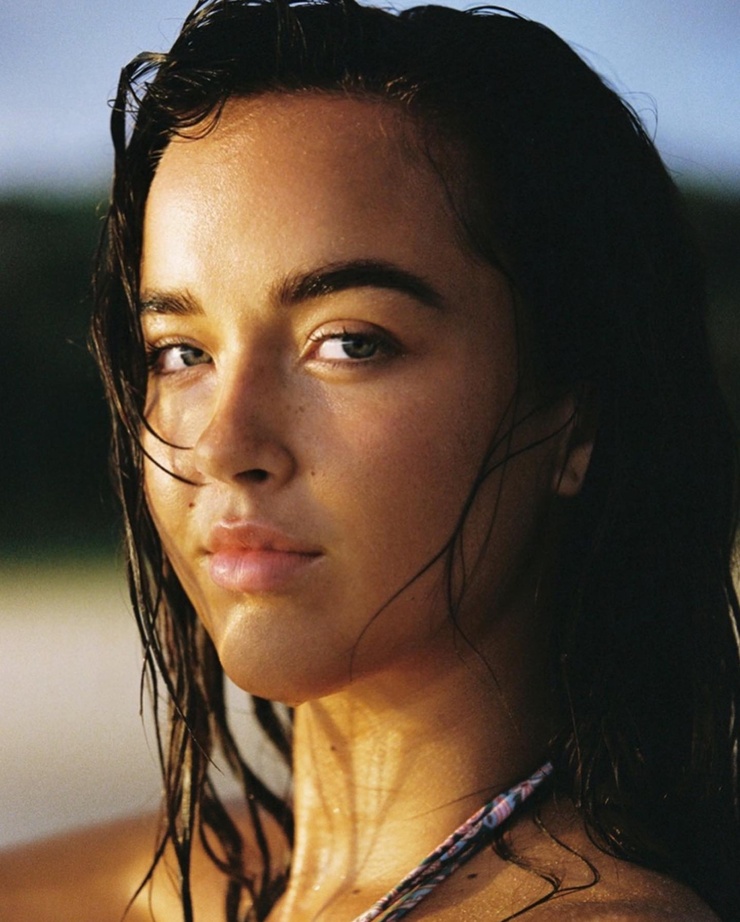 Picture of Alexandra Rutherford