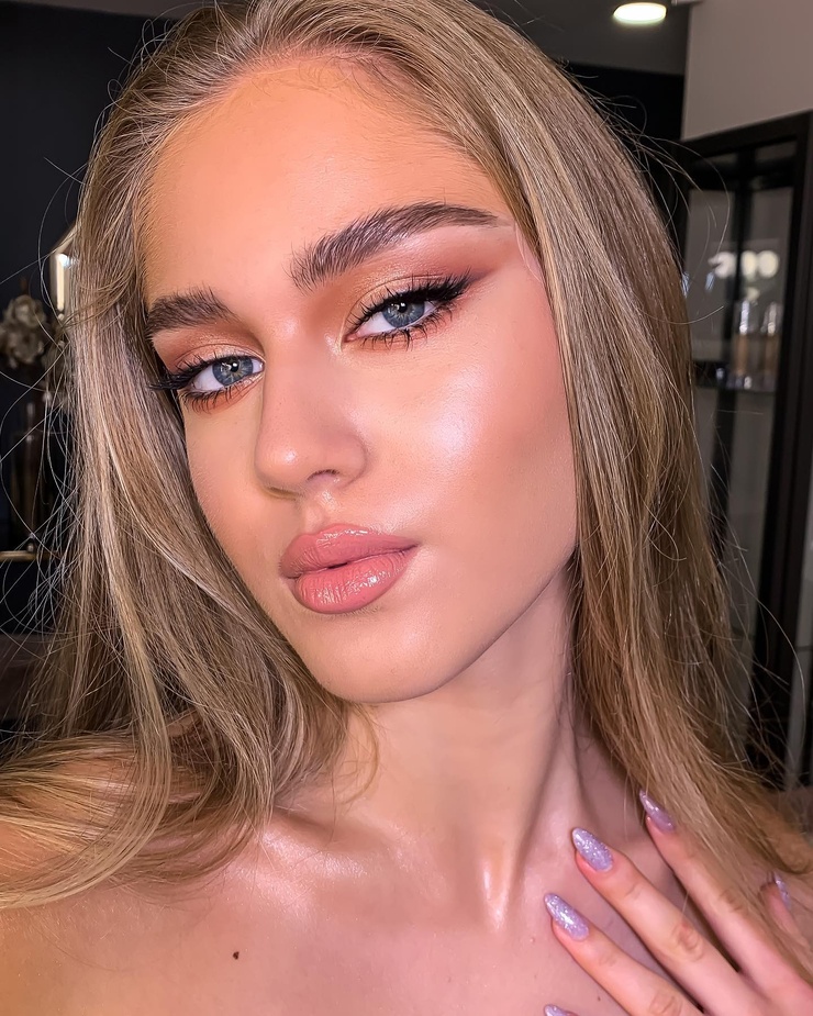 Sofia Ptchelintzev image