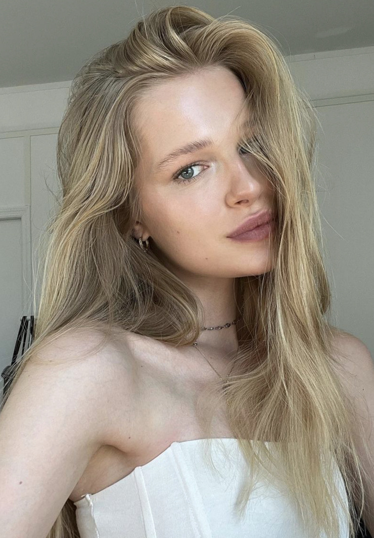 Image of Emily Unkles