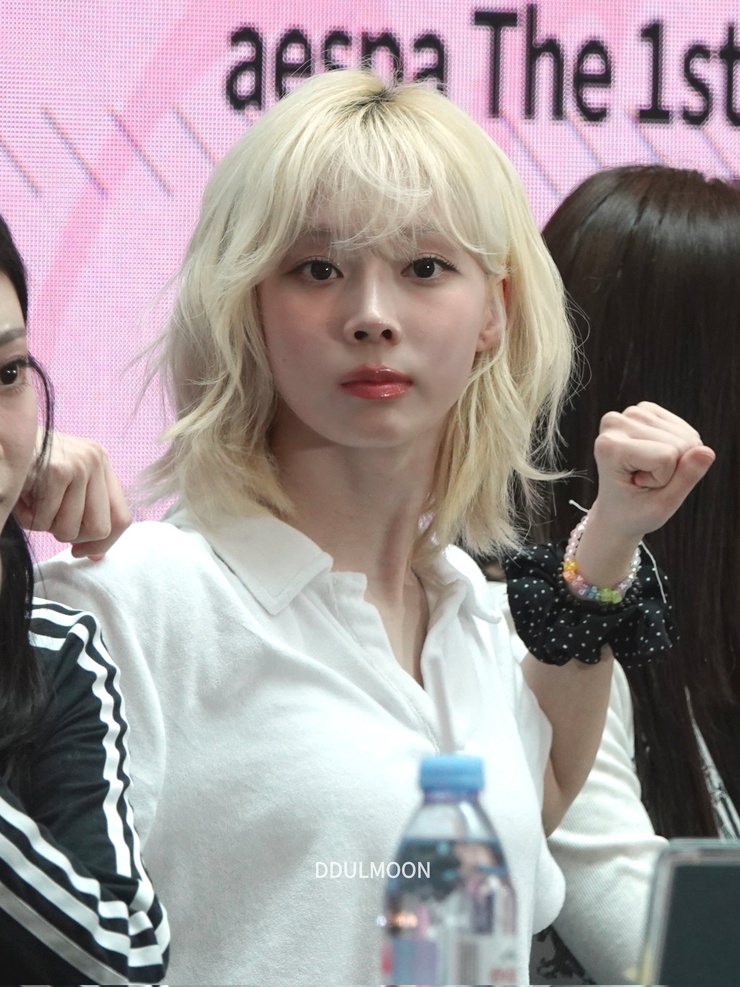 Min-Jeong Kim picture