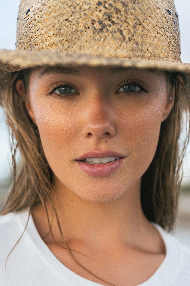 Picture of Kaitlyn Hoeffner