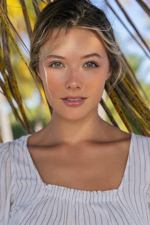 Kaitlyn Hoeffner image