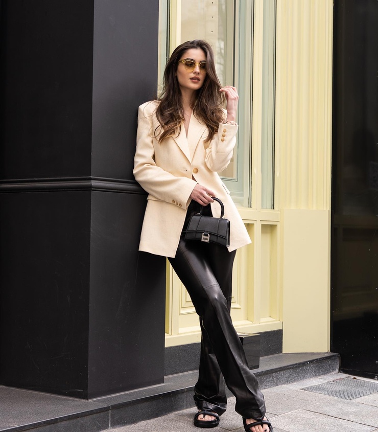 Loreen Monee picture